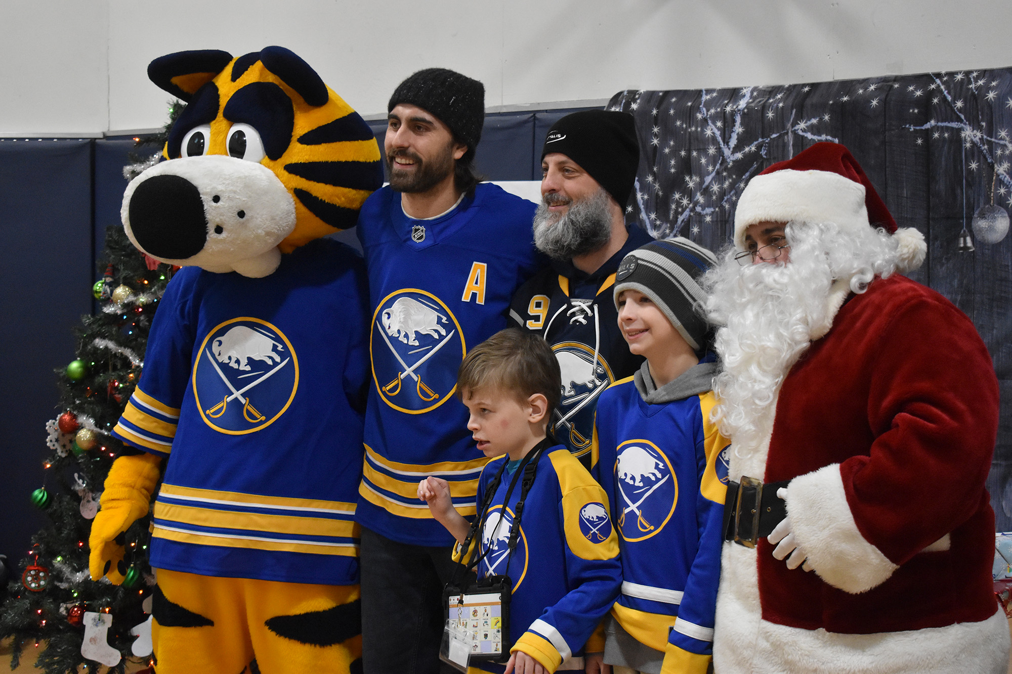 Alex Tuch's Holiday Toy Drive supports 60+ families - The Summit Center